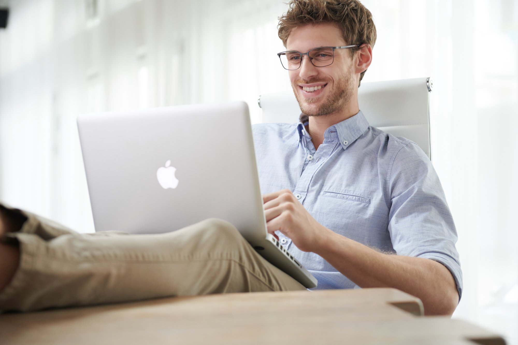 Brillen und Kontaktlinsen einfach online kaufen | Abele Optik